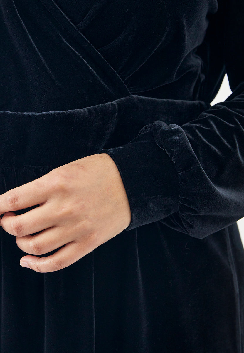 ADDiddi - Black – ADIA fashion